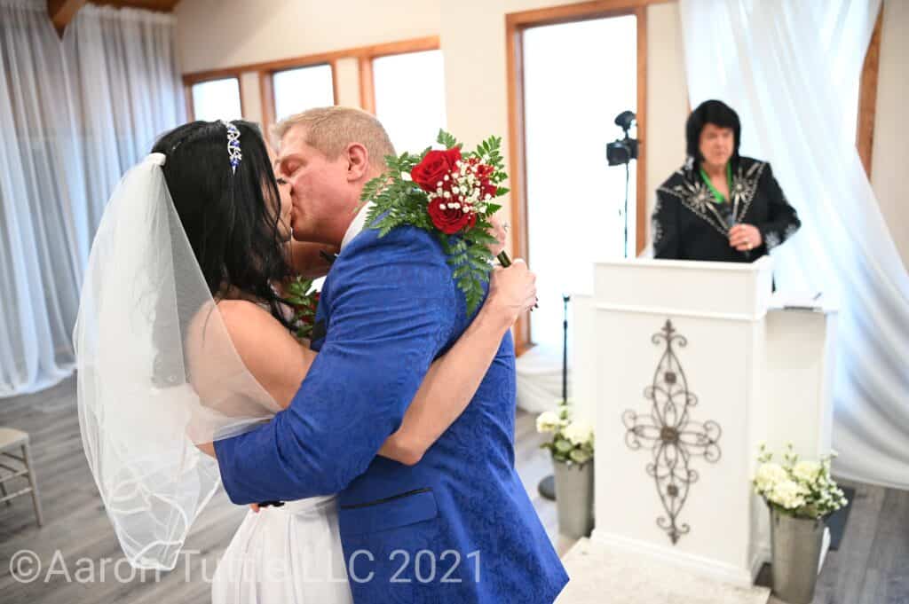 Jodi and I got Married in Vegas! - ATs Weather